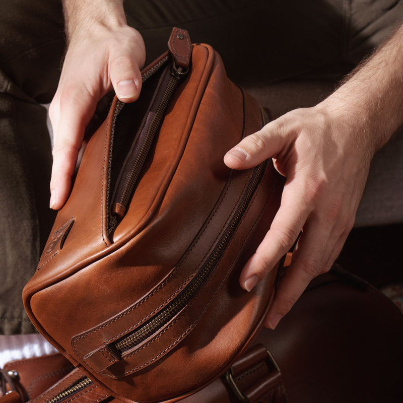 Leather Toiletry Case - Jefferson Dopp Kit | Buffalo Jackson